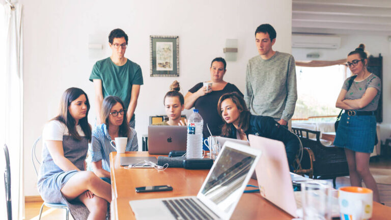 About Us – The Bath Butler